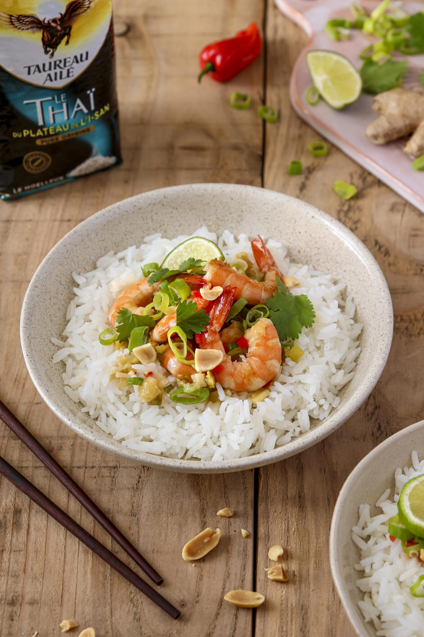 Crevettes sautées à la thaïlandaise avec son Riz Thaï - Taureau Ailé